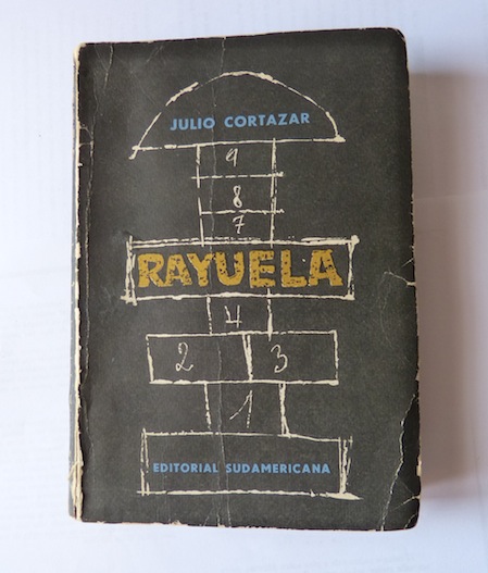 Rayuela, una señora dignísima | Letras Libres | Los cuadernos de Vieco